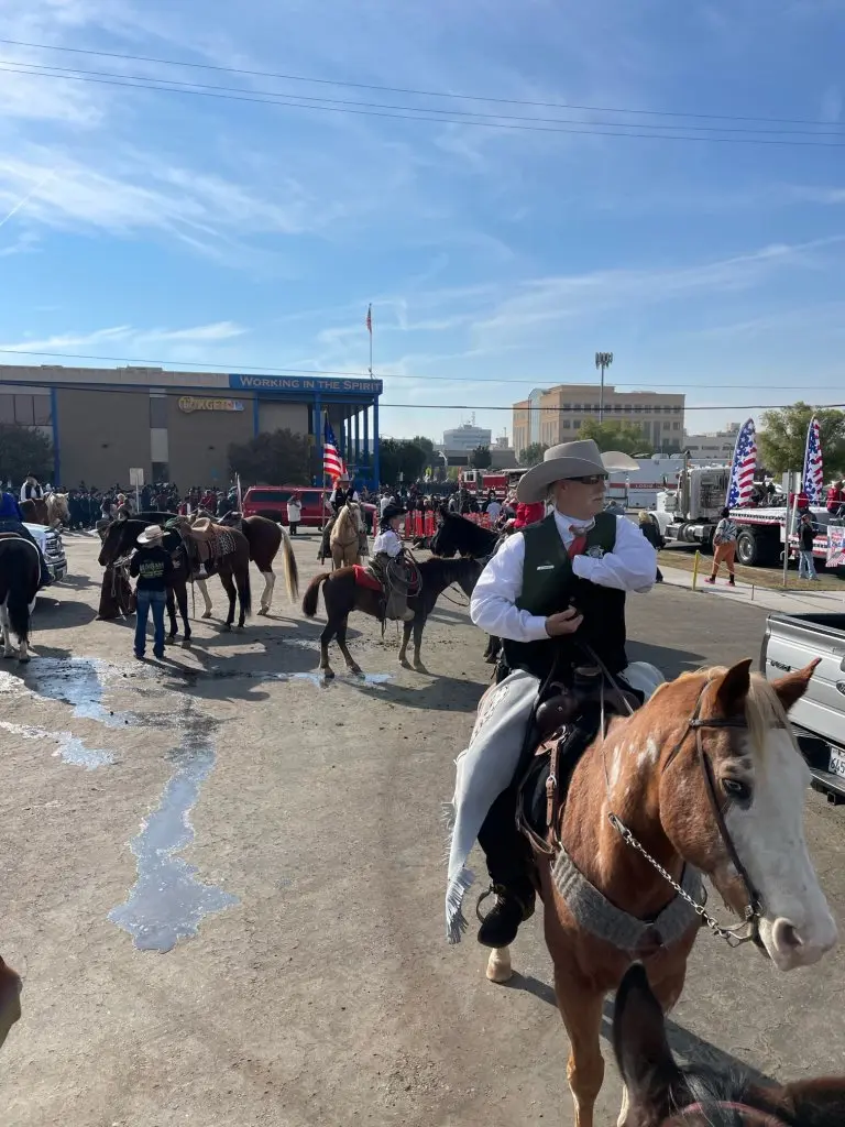 2022 Veteran’s Day Parade – Kern County Sheriff's Mounted Posse